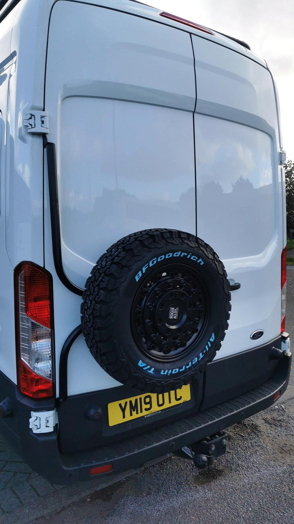 FORD TRANSIT MK8/MK9 Wheel Carrier 2014+ LH - rear door spare wheel ca ...